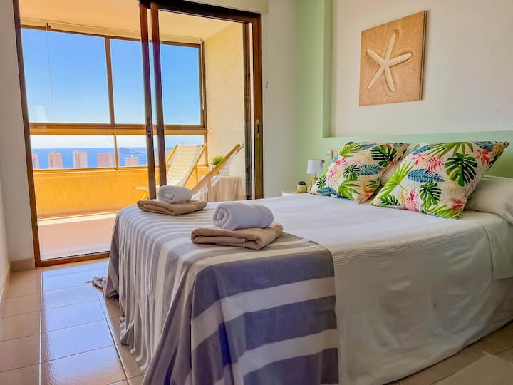 Levante. Spectacular Views. Free Wifi.pets Allowed - Benidorm
