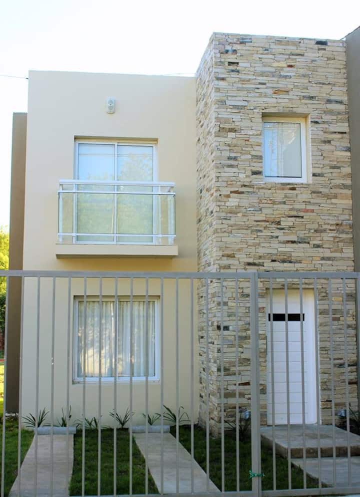Duplex 4 Ambientes, Para 6 Personas En Miramar 2 - Miramar