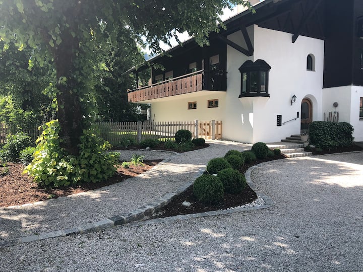 Holiday Apartment Josephine - Garmisch-Partenkirchen