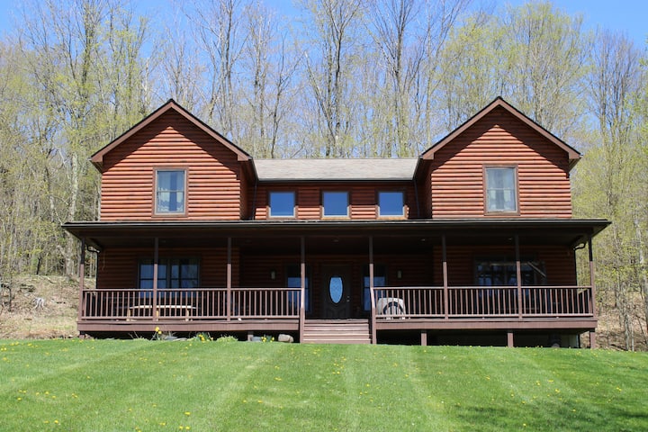 Exceptional Modern Log Home In Cooperstown - Otsego Lake, Cooperstown