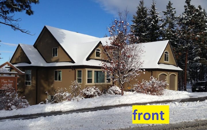 Private Room W. Bathroom On 3-fl - Lake Country