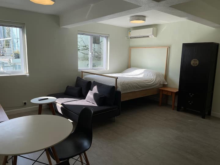 Cheung Sha Beachfront Studio Serviced Apartment - Hong Kong