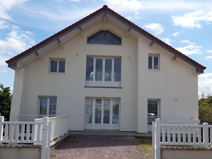 Le Home Cabourg Les Plaisirs De La Mer - Cabourg