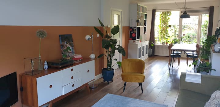 House Near Station & Old Town With Spacy Garden - Utrecht