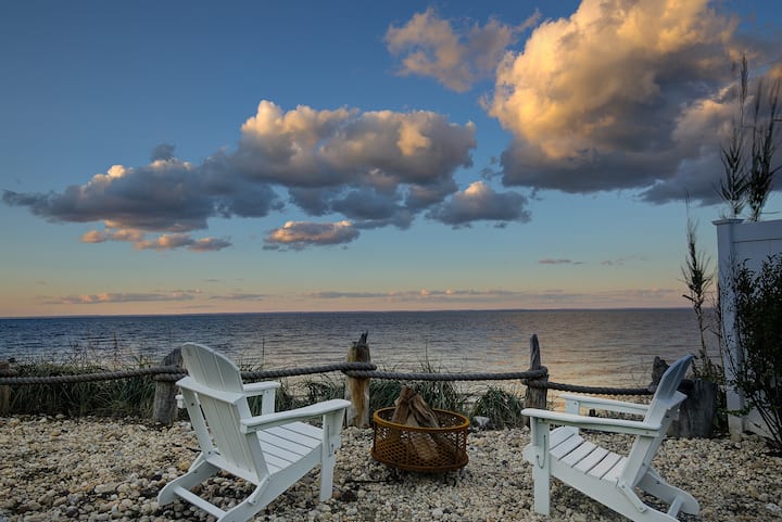 Incredible 2 Bedroom Waterfront Cottage! - The Hamptons, NY