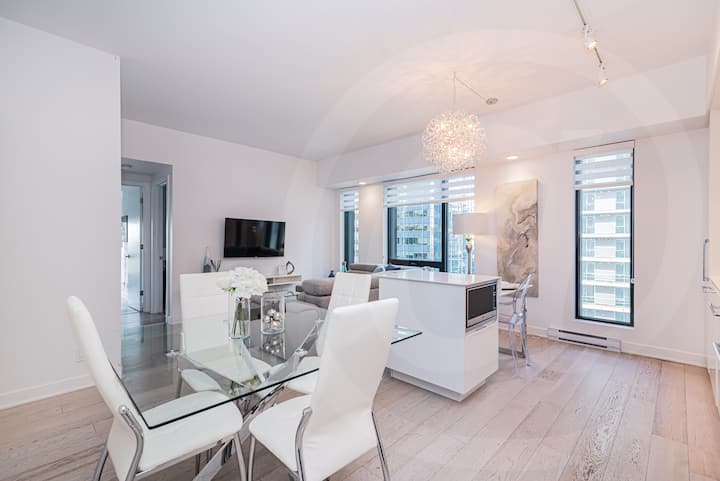Dtownbeautiful Condo-monthlyrental - Montreal