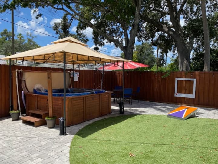 Private Downtown Home W/ Hot Tub Near Tampa U - Tampa