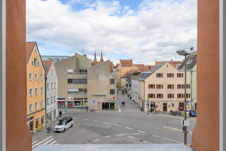 Großes Apartment Im Herzen Der Altstadt - Neutraubling