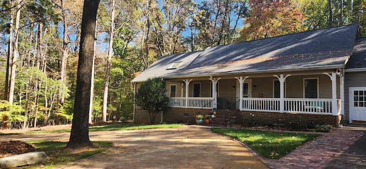 High End Neighborhood In Raleigh,nc - Raleigh, NC