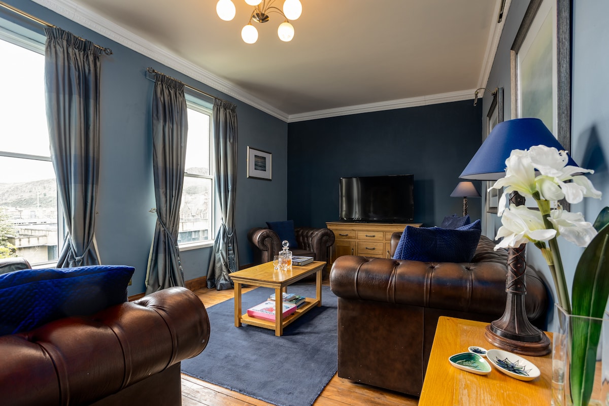 2BD Historic Home in Heart of Edinburgh - Apartments for Rent in ...