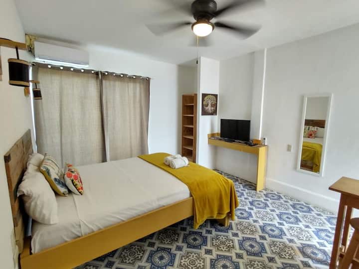 " Bohème" Studio "Amarillo" (7 Min Plage) - Playa del Carmen