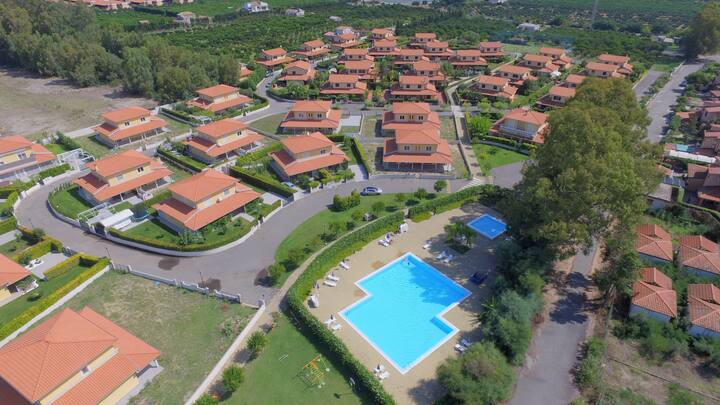 Exclusive Villa (13a) With Beach Access - Pizzo