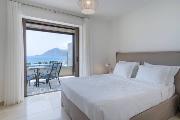 2 Bedroom Maisonette With Sea View - Plakias