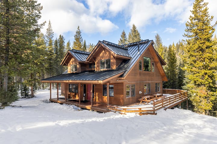 Luxury Cabin | Ski Trails | Hot Tub | Game Room - Big Sky, MT