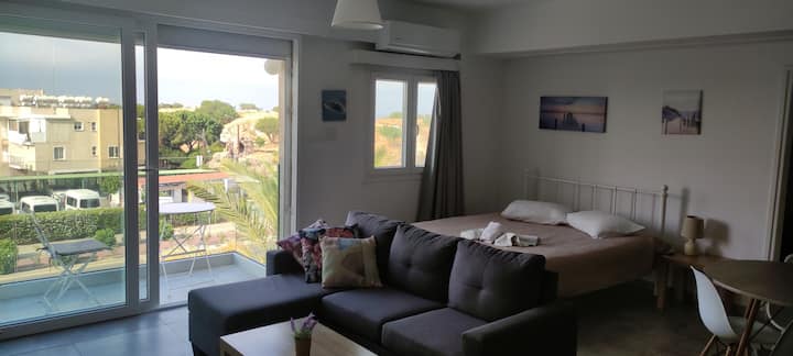 Adonis Apartment - Páfos