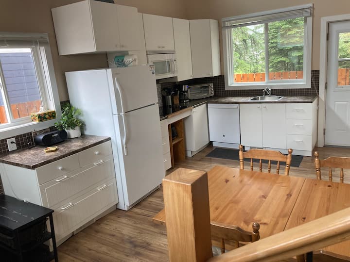 Banff 2 Bedroom House With Private Hot Tub - Banff