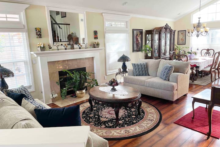 Suite Room In Chino Hills - Orange County, CA