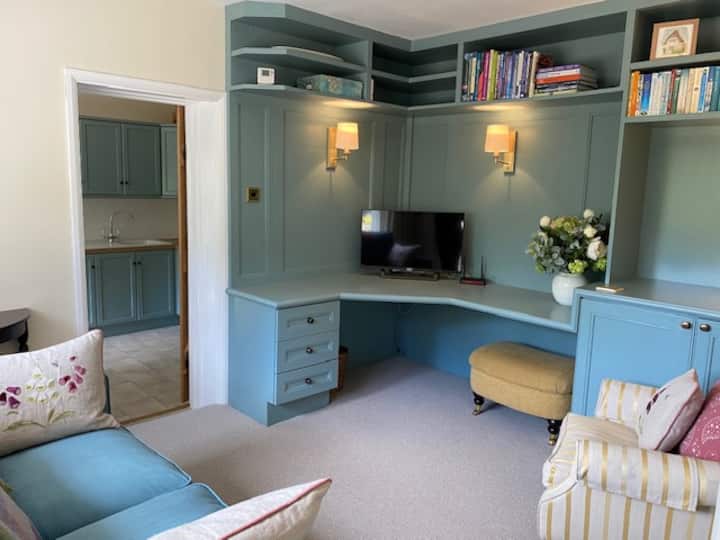 Cottage, Barley Village, N. Herts. (Cambridge 12m) - United Kingdom
