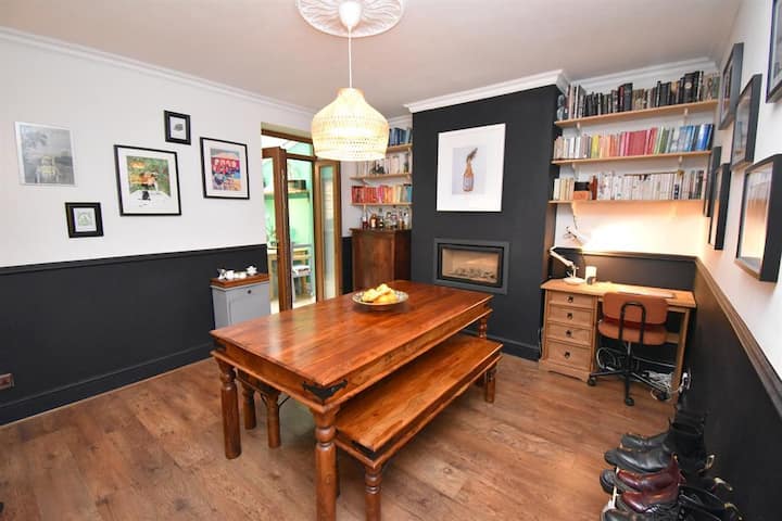 Calm, Comfortable And Clean Room In East Bristol - Bristol