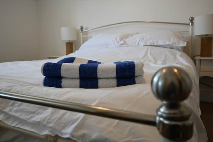 Apartment No. 8, 1 Bed, Sleeps 4 - Budleigh Salterton