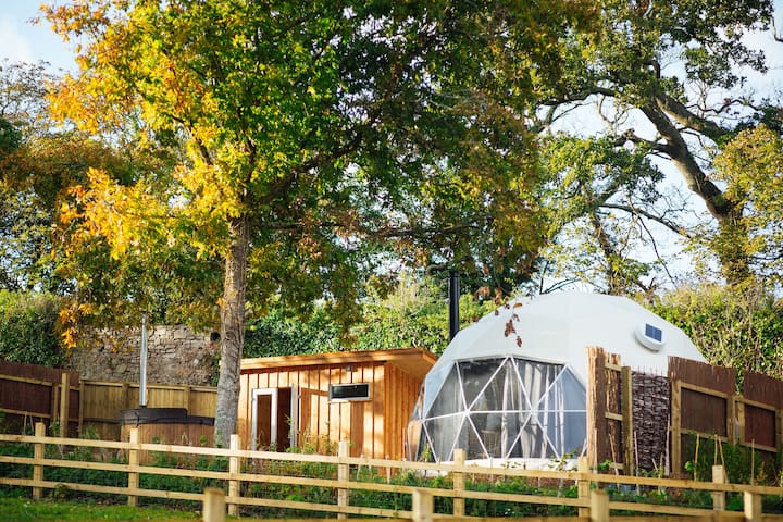 Travellers Joy - Luxury Dome With Private Hot Tub - Freshwater East