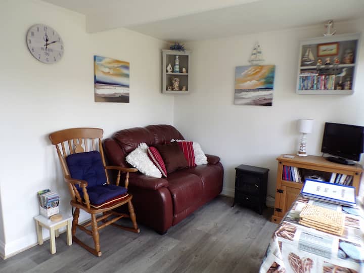 Cosy Cabin - Close To The Beach, Free Parking - Heacham