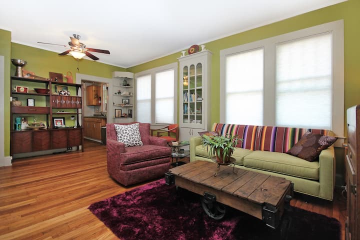 Peace And Quiet In Town Pets Welcome - Asheville, NC