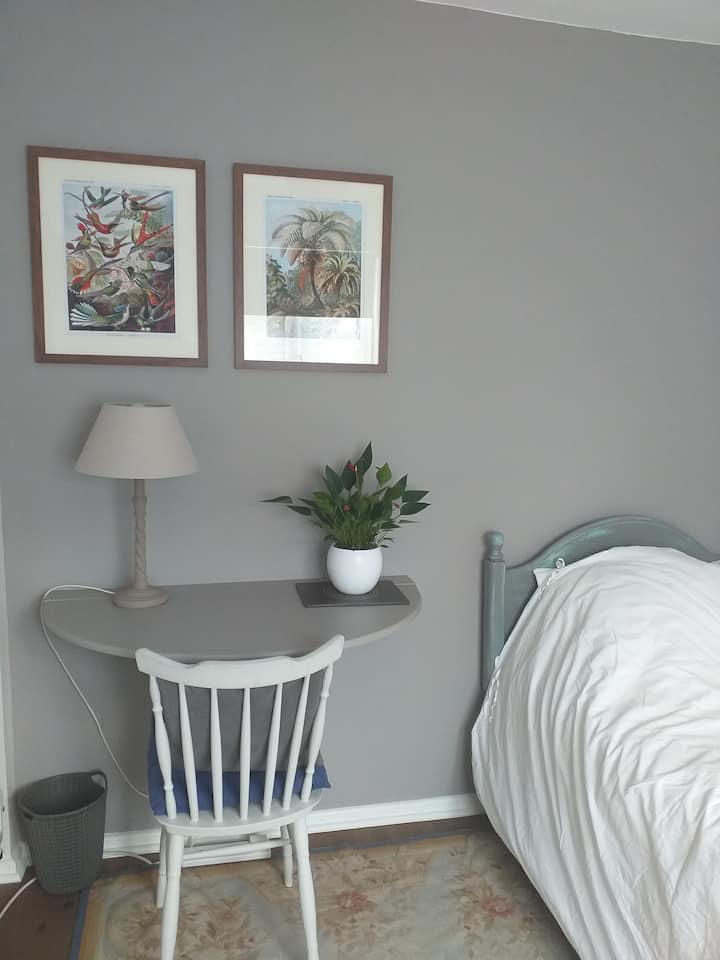 New Single Room, Free Parking, Peaceful Location - Bournemouth