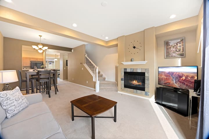 1 Bd/2.5 Ba + Office Condo In Arvada - Arvada, CO