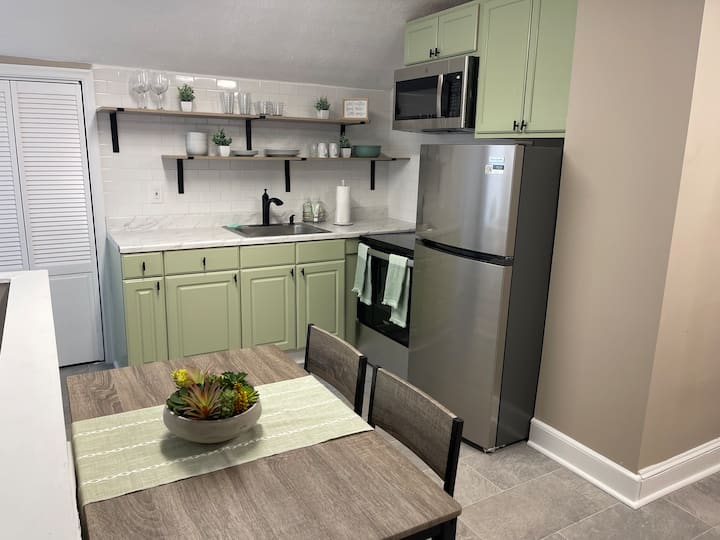 Cozy 2 Bdrm Apt In Wilmington - Wilmington, DE