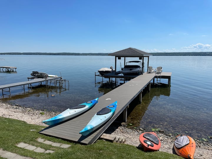 New Blue Lake House - Seneca Falls, NY