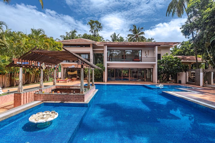 Casa Del Palms, 8br Luxury Pool Villa In Alibaug - Alibag