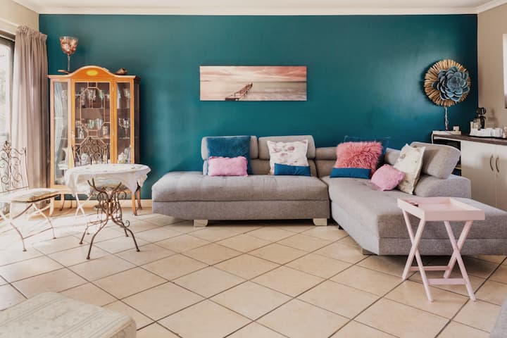 Restful Airport Retreat: Just 11 Min From Or Tambo - Benoni