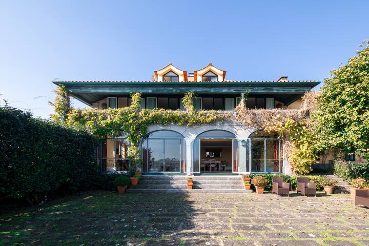 Splendid Portuguese Villa - Esposende