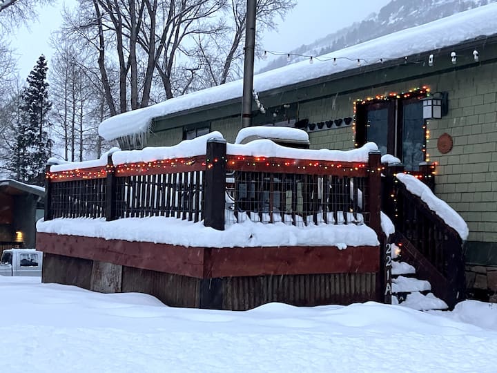Rob Story Ski Lodge: Entire Lodge - Telluride, CO