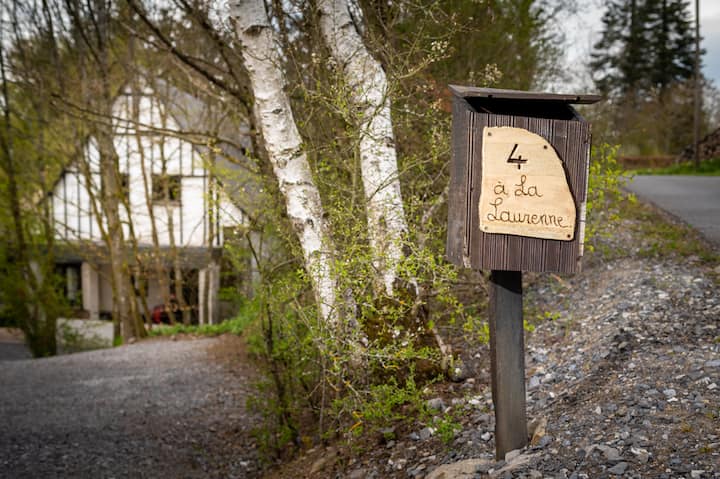 Charmant Huis, Prachtig Uitzicht, 8 Personen - Beauraing