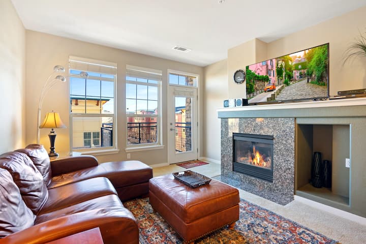 2 Bedroom Broomfield Condo At Vantage Pointe Lofts - Westminster, CO