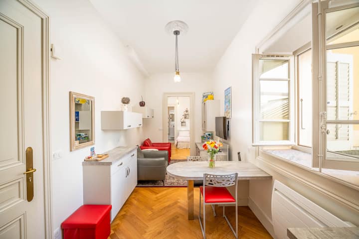 Suite Lamartine Dans L'ancien Palace Le Splendide - Aix-les-Bains