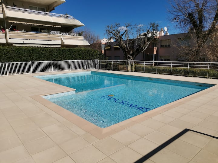 2p "Zen" Terrasse Sur Pinède, Piscine,aperçu  Mer - Saint-Laurent-du-Var