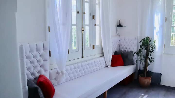 Apartamento Privado Frente Cohiba, Wifi De Pago 4g - Havana
