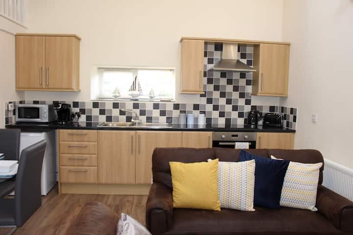 Coastal Bliss: Charming Cottage Near Borth Beach - Borth