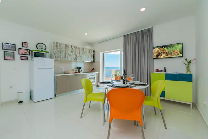 Apartment With Sea View In Brela - "Caipirinha". - Brela