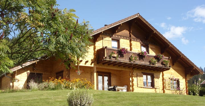 Un Chalet à La Montagne, Uniquement Pour Vous ! - Morteau