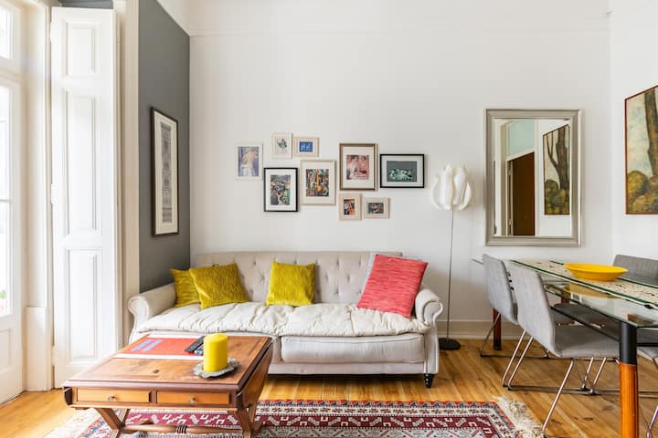 Bedroom With Living Room And Private Bathroom - Lisboa
