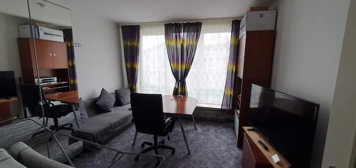 Private Rooms For 2-3 Adults For Long-term Booking - Hamburg