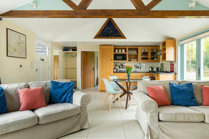 Rural Retreat With Glorious Views, I Hour From London. 4* Gold Visit England - Bewl Water