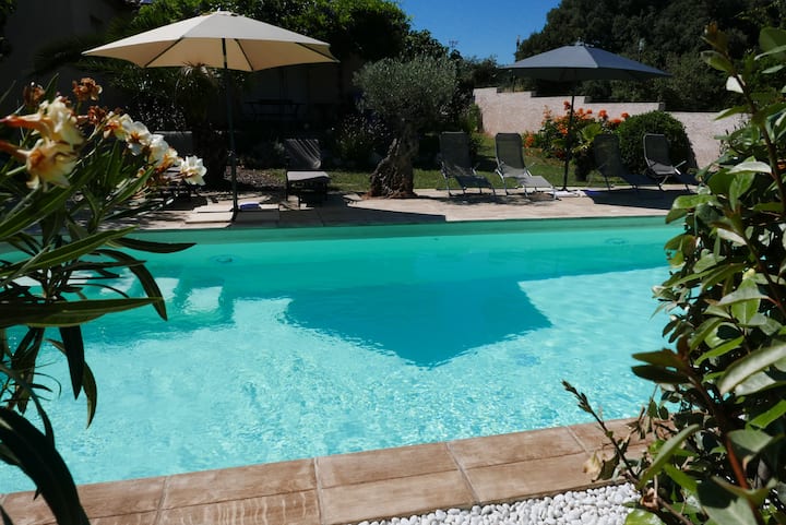 Villa Au Calme Avec Piscine En Bordure De Garigue - Montpellier