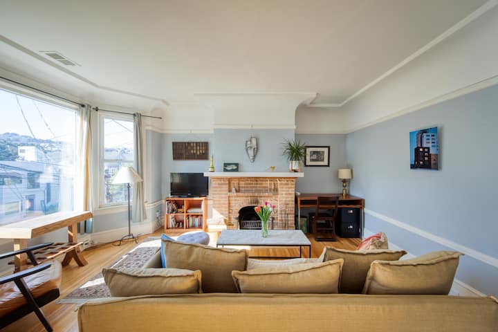 Elegant And Spacious Castro Flat - San Francisco, CA