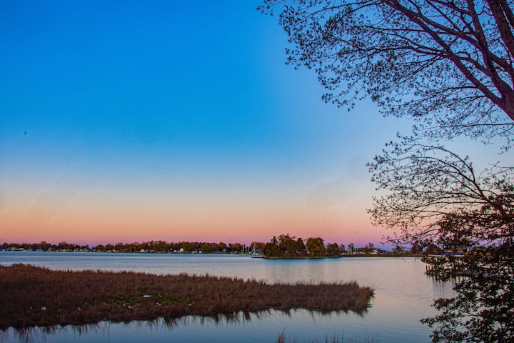 Waterfront Beach Home Amazing View&canoe - Colonial Beach, VA