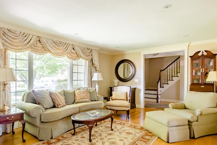 Large Room & Bath With Desk, Ac & Shared Kitchen - Sunnyvale, CA